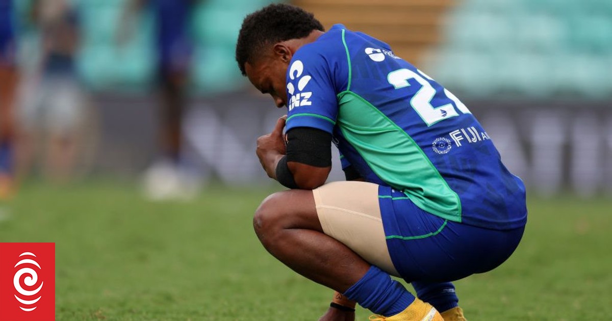 Fijian fans seek funds for rugby star's knee injury | RNZ News