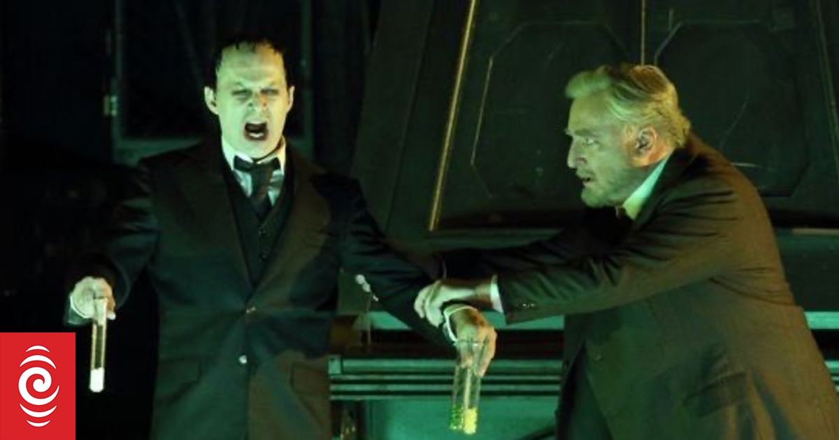 The stark reality of being an opera performer | RNZ