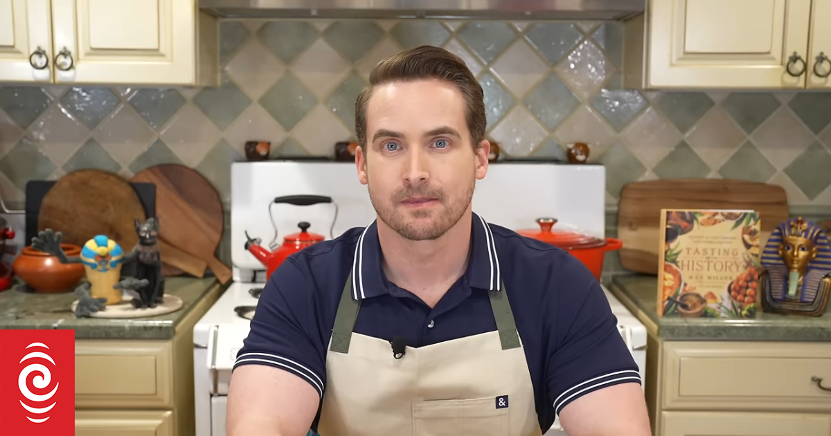 Max Miller: Tasting history one recipe at a time | RNZ