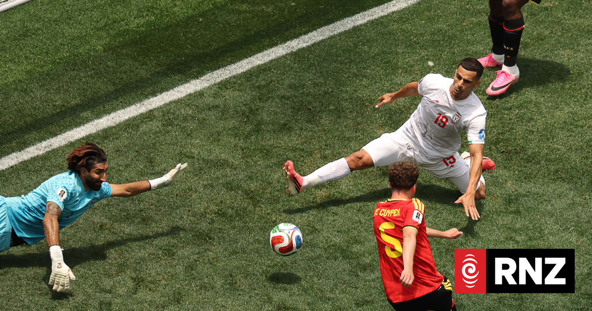 Belgium defender shown red card in frustrating draw with Iran | RNZ