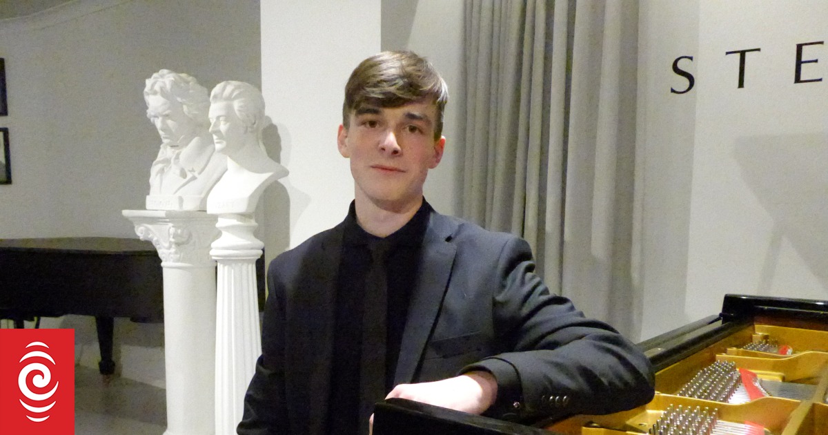 Otis Prescott-Mason wins NZ Junior Piano Competition | RNZ