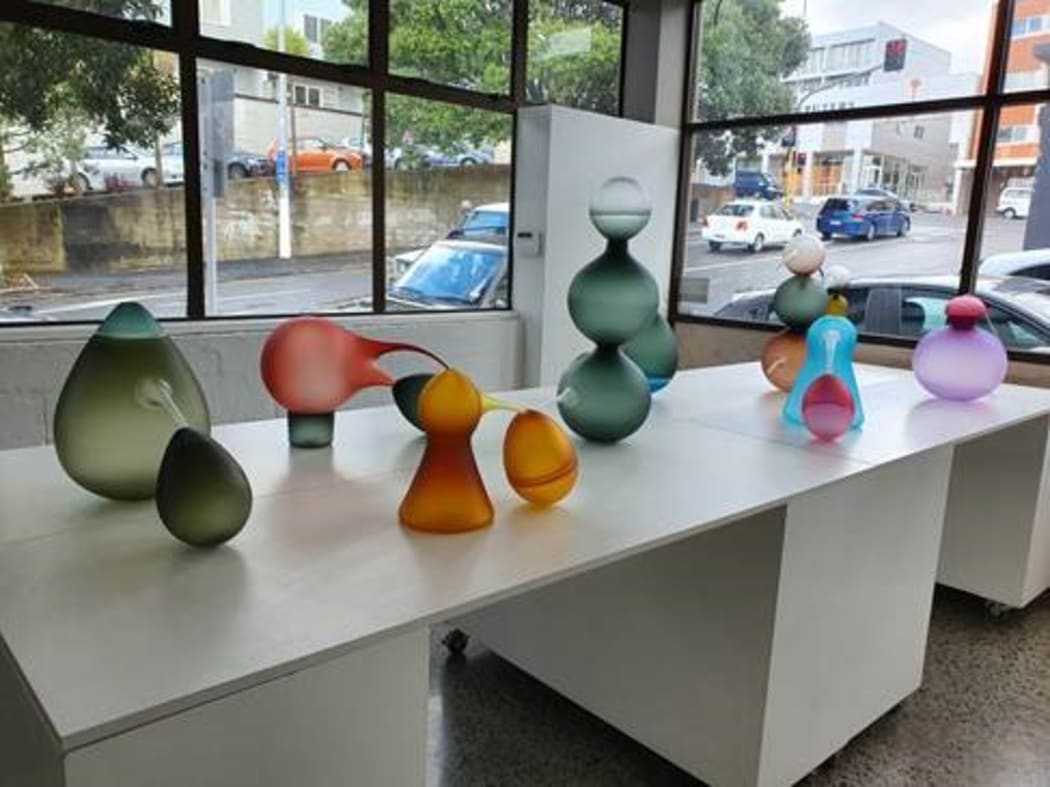 The glass artist and the philosopher's stone | RNZ