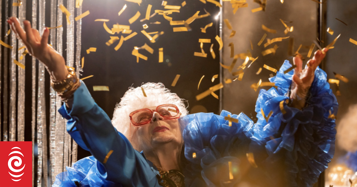 84-year-old DJ Vika: “Those who dance never grow old” | RNZ