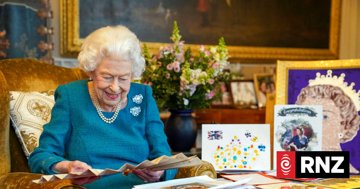 Queen's Birthday public holiday to remain, with new title | RNZ