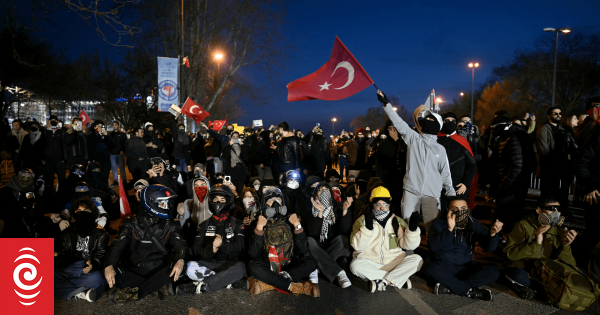 Protests sweep Turkish cities as Istanbul mayor appears in court | RNZ News