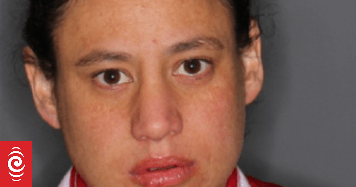 Woman missing with three young children | RNZ News