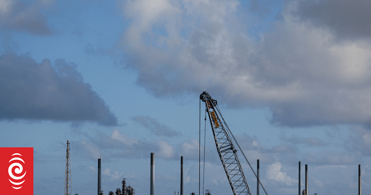 US-Venezuela Oil Strategy: A High-Stakes Gamble? - memesita.com - Memesita