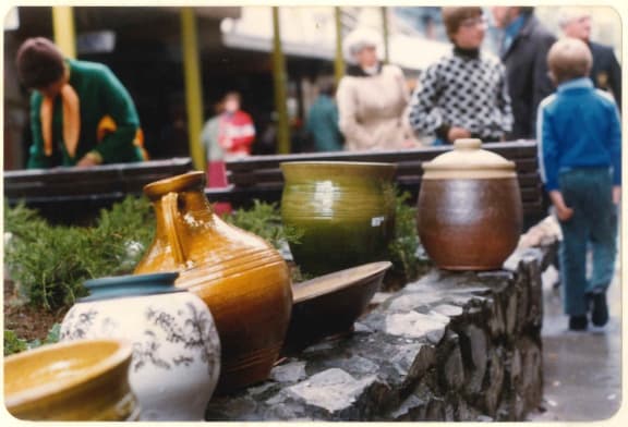 Wellington pottery turns 60 - how it came back into fashion | RNZ