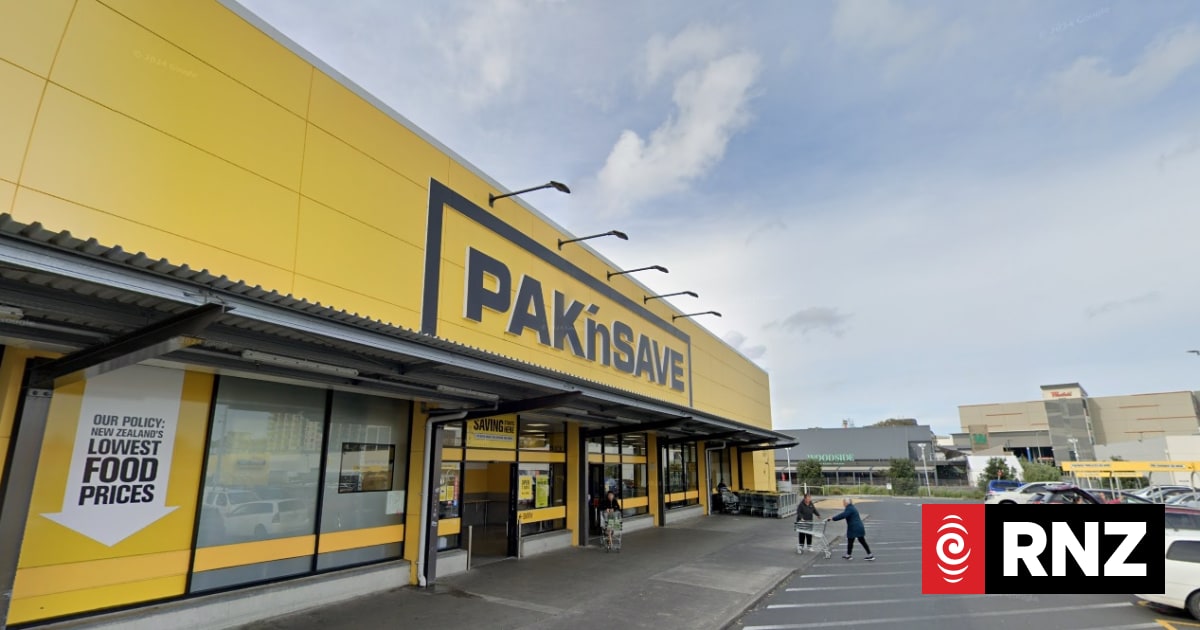 Three arrested after alleged extortion attempts at South Auckland Pak'n ...