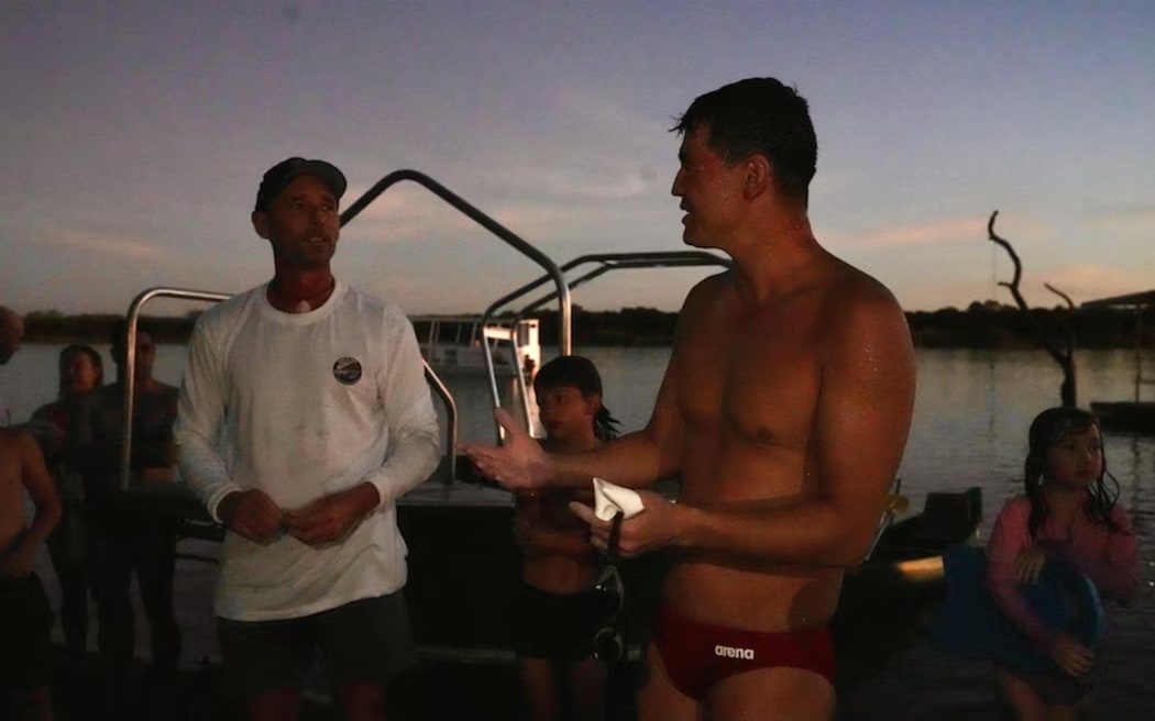 Ultra-swimmer Andy Donaldson sets world record with 55km Ord River ...