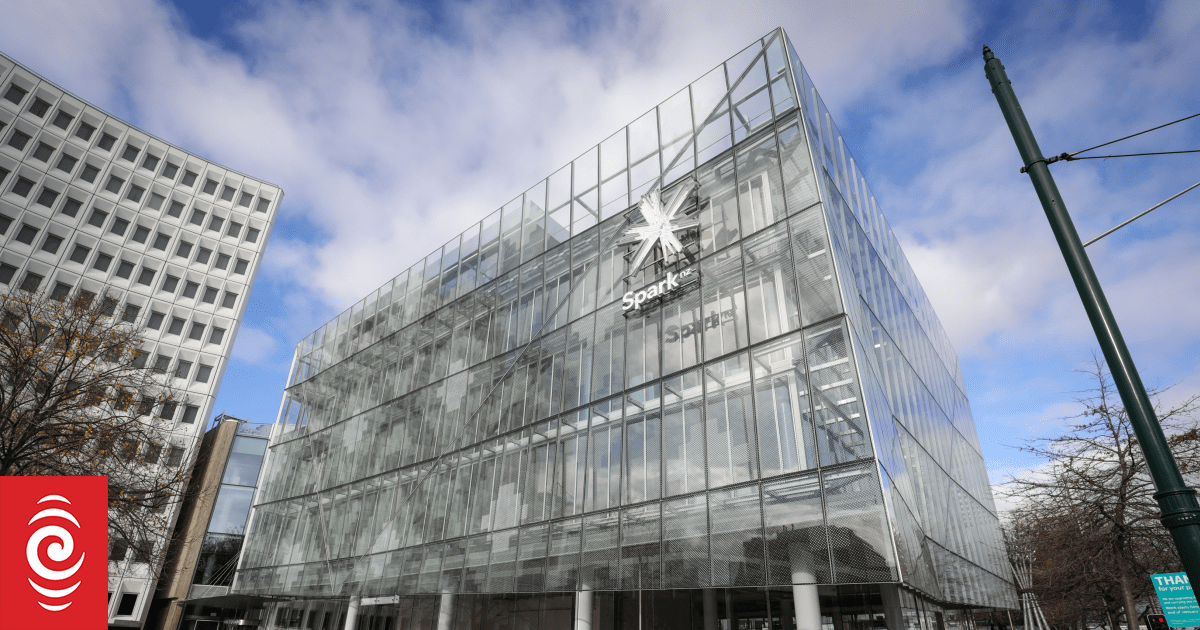 Spark strikes deal to sell remaining stake in its mobile tower network ...
