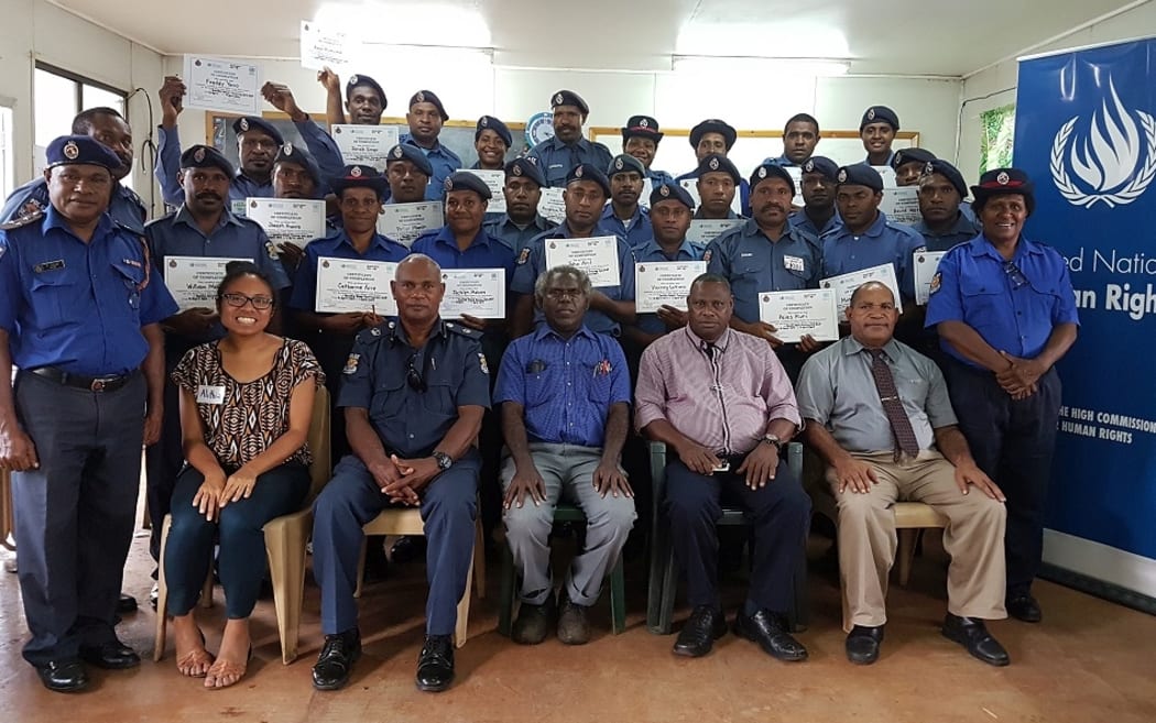 More PNG police given human rights training | RNZ News