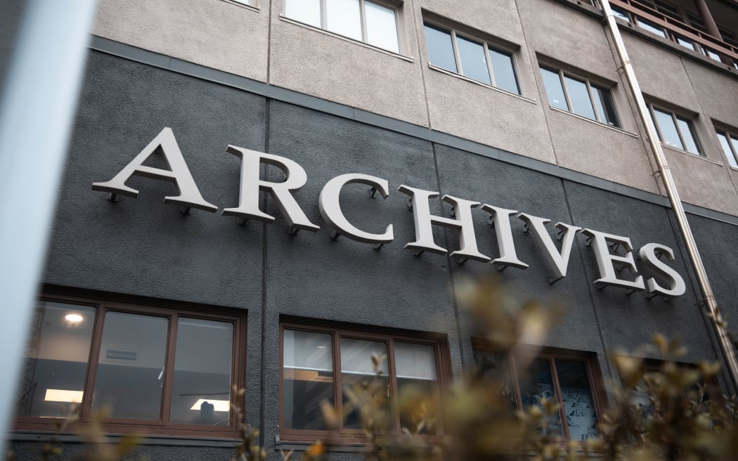 Archives NZ, National Library to cut 27 roles | RNZ News