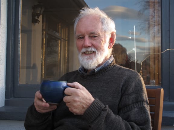 The bard of the West Coast, the late Peter Hooper | RNZ