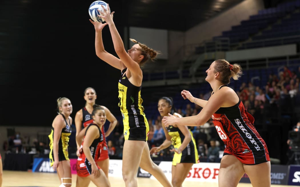 Pulse go top of Premiership | RNZ News