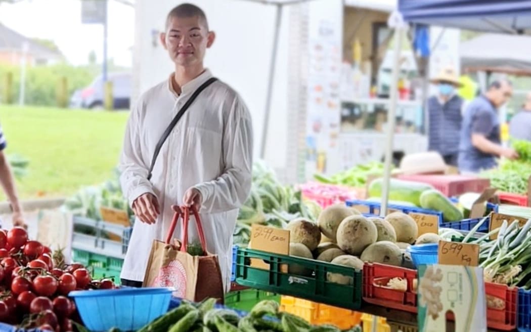 Leaning into virtuosity with Sam Low | RNZ