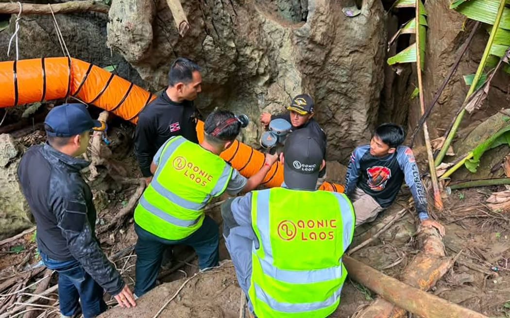 Five of seven people trapped in Laos cave found alive, rescuers say | RNZ News