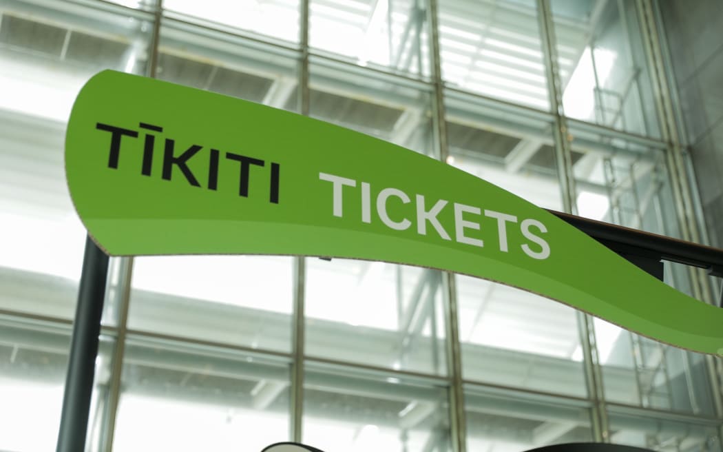 Te Papa makes $750k in two months from international visitor fee | RNZ News