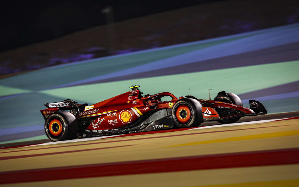 Ferrari set F1 testing pace after drain damage | RNZ News