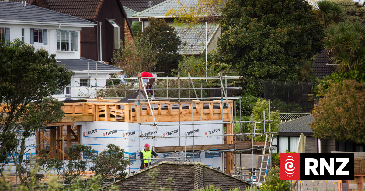 Get on with it - Auckland Council tells govt | RNZ