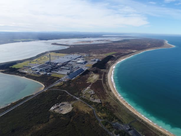 Tiwai Point owner Rio Tinto criticised over gifts to Bluff school ...