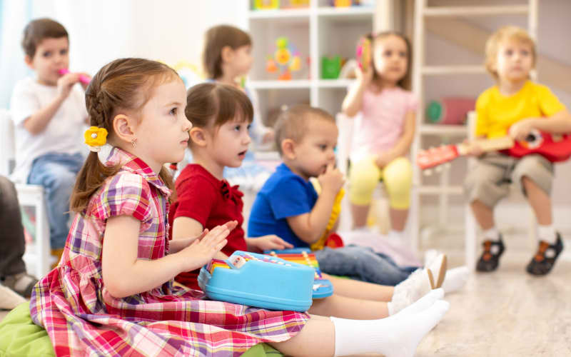 Minimum teacher-child ratios not good enough for two-year-olds - unions ...