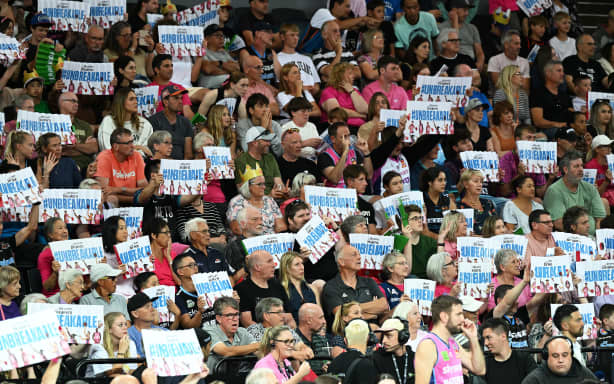 Basketball: Newlook NZ Breakers chasing first championship in decade | RNZ