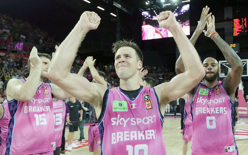 “Expect a lot of intensity” - NZ Breakers season preview | RNZ News