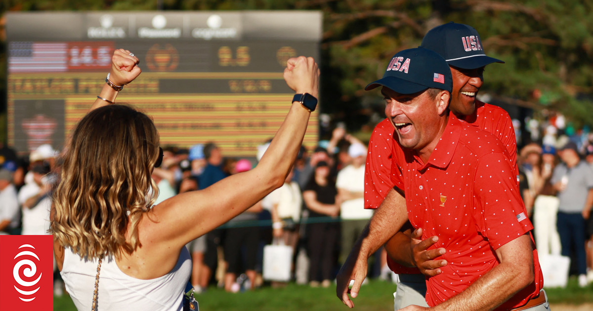 Golf: US beat Internationals to secure Presidents Cup | RNZ News