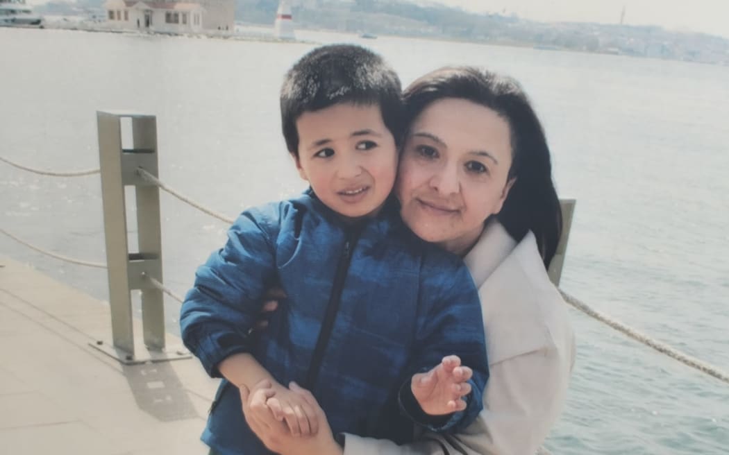 Family's world-wide search for diagnosis after doctors dismiss symptoms ...