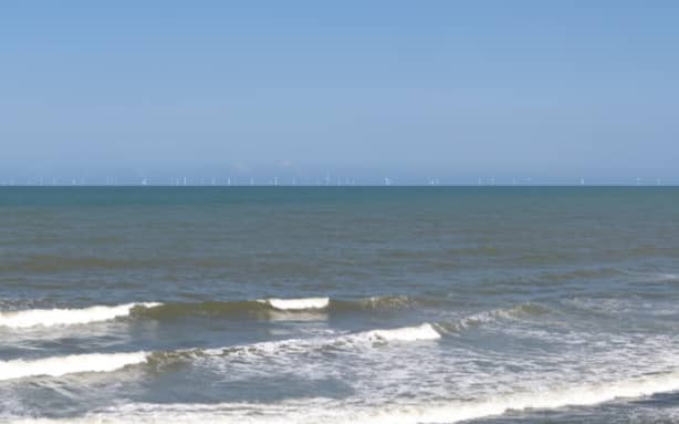 Offshore wind farm that can power half million homes to be built off ...