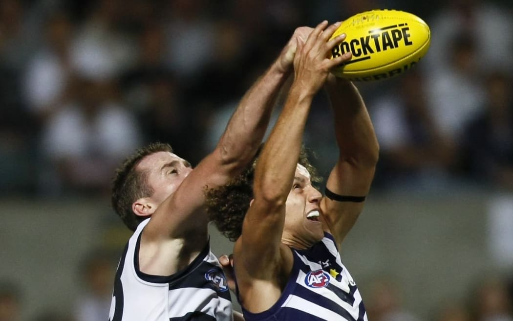 Collingwood clinch AFL grand final triumph | RNZ News