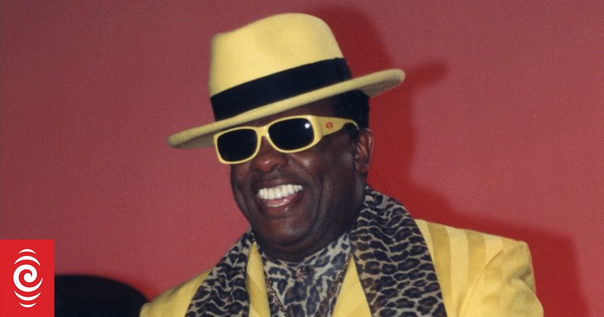 The Unbelievable Singing of Ronald Isley | RNZ