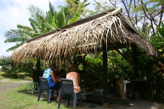 Tapping into the Past: Cook Islands tatau | A Gallery from Spectrum ...