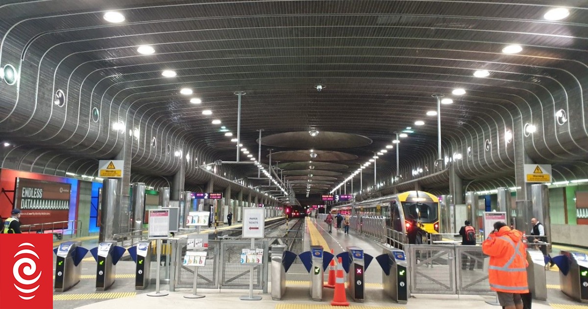 Two rail workers hospitalised after hitting power lines, Britomart ...