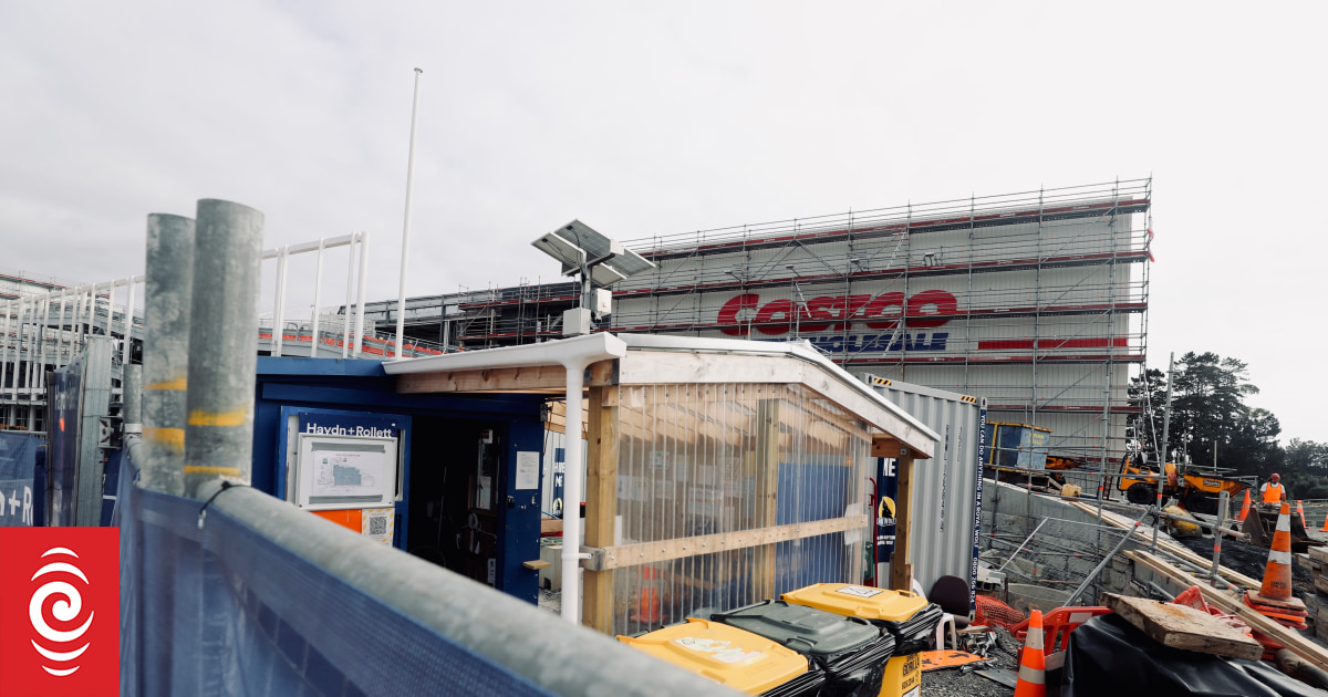 CostCo launches in Auckland with discounted petrol | RNZ