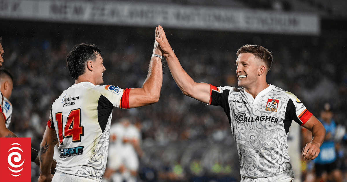 ‘We'd got ourselves comfortable’ – Blues lament first up loss | RNZ News