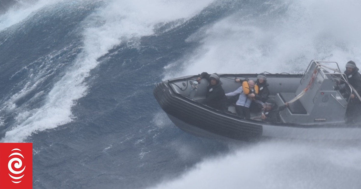 NZDF rescues sailor from ocean in midst of Cyclone Gabrielle | RNZ News