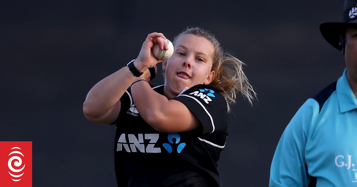 Kasperek recalled after Jess Kerr ruled out of Sri Lanka tour | RNZ News