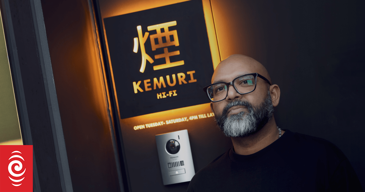 The Mixtape: DJ Vee | RNZ