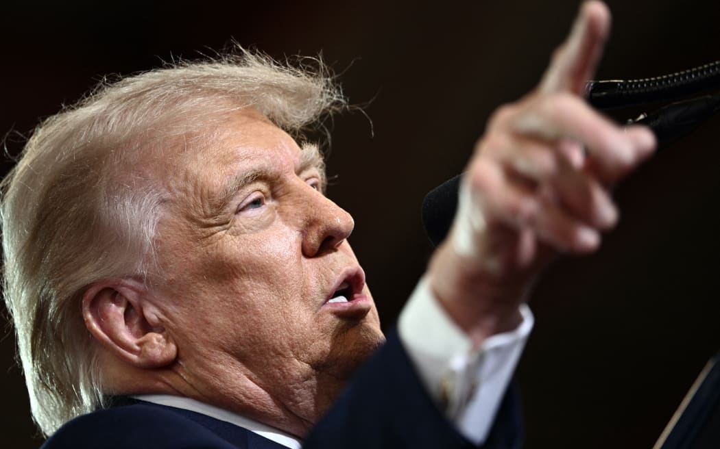 Trump says there is no rush for Iran deal, US blockade stays | RNZ News