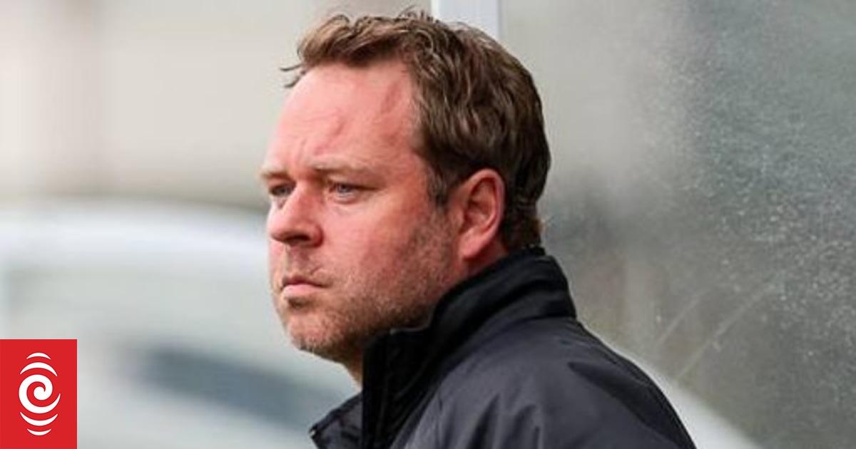 Sport: Cooks challenge for former Team Welly coach | RNZ News