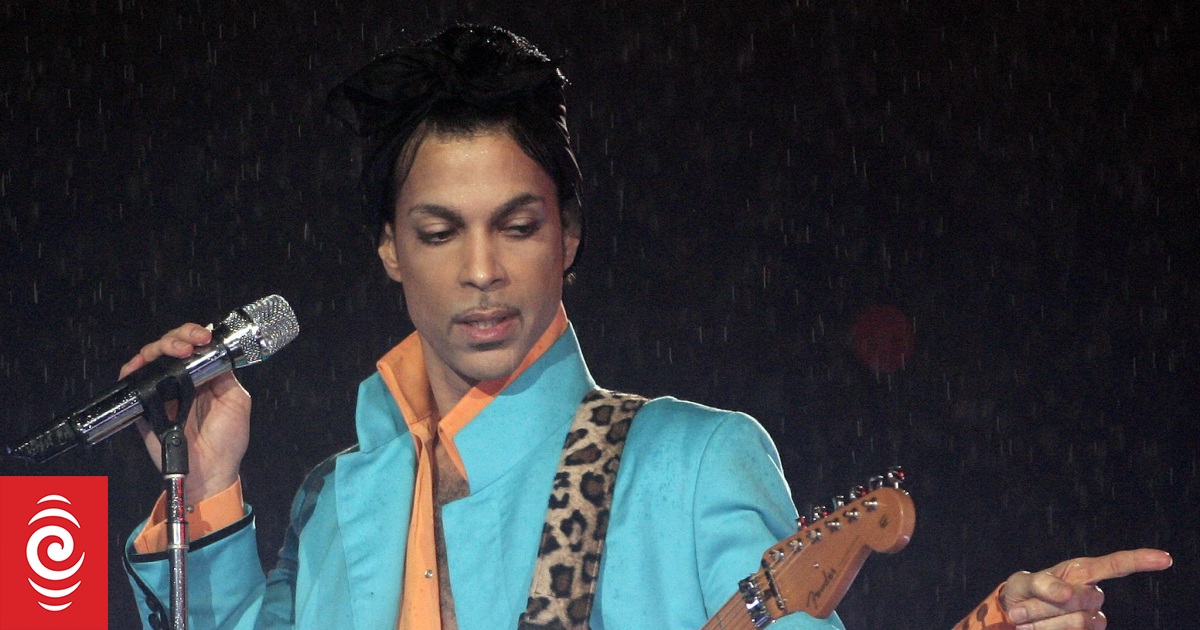 Music legend Prince dies suddenly | RNZ News