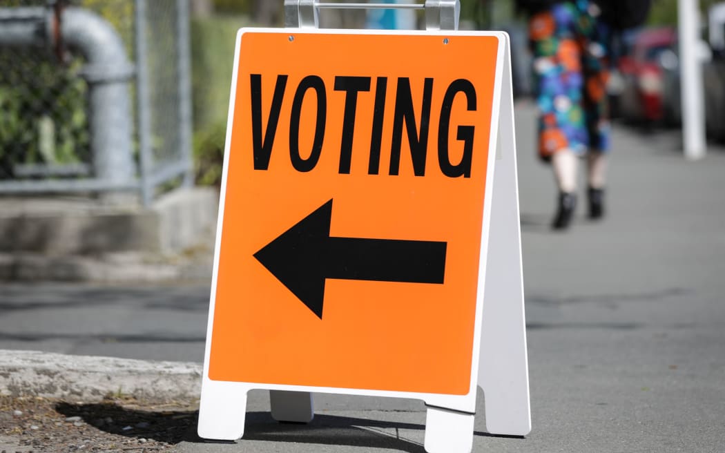 Resident visa holders' voting eligibility info clarified on Vote NZ ...