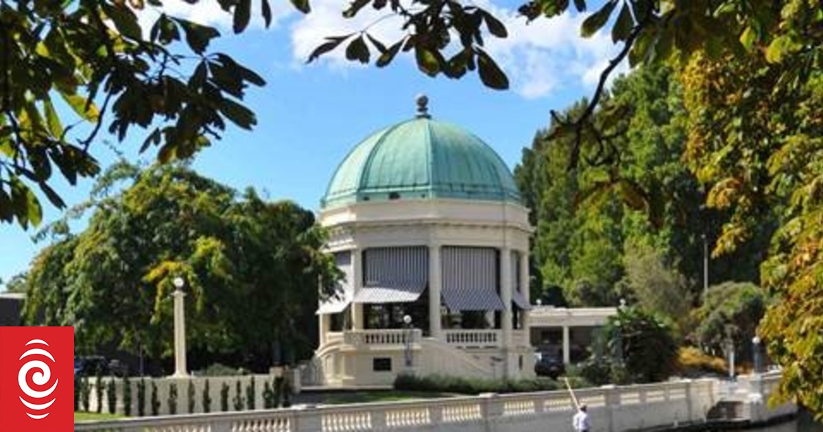 The Panel with David Slack and Nalini Baruch (Part 2) | RNZ