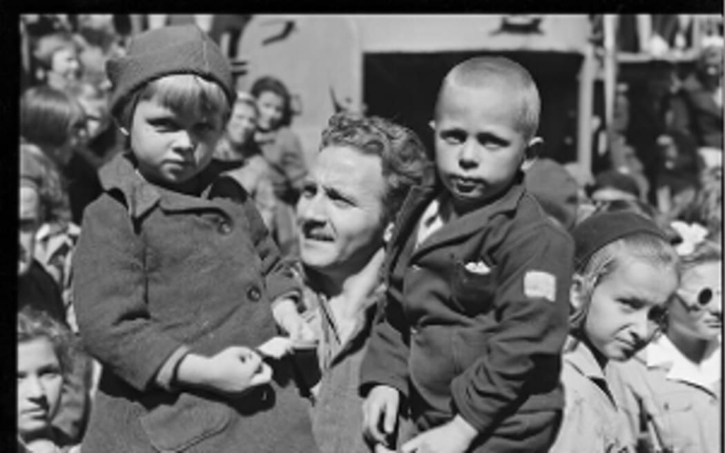 Surviving WWII Polish refugee children return to Pahīatua | RNZ News