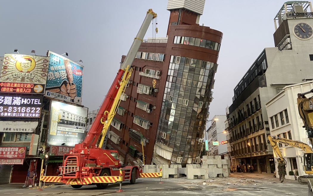 台湾地震：花莲外海发生7.2级强震，921大地震25年来最大震级_新西兰华人论坛