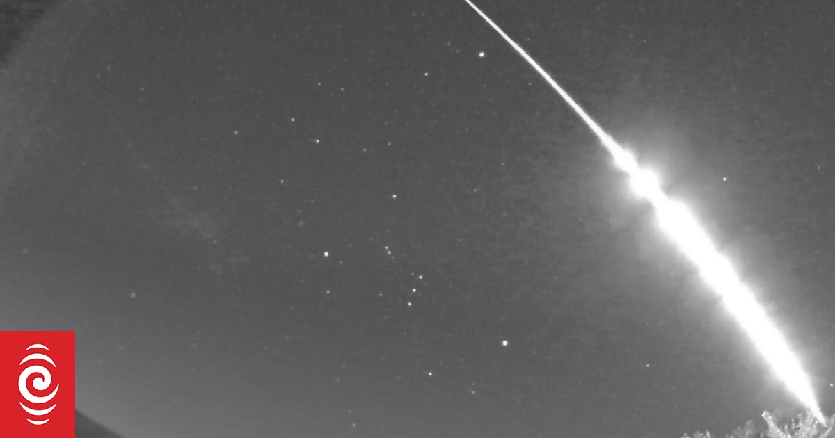 Watch the skies - Have your cameras captured a meteor? | RNZ News