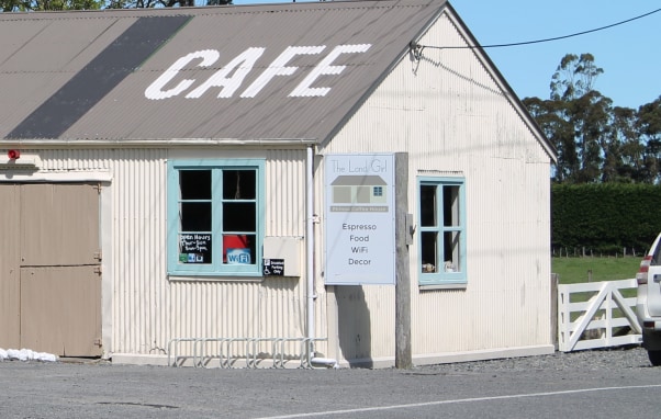 A Cafe in the Corner | RNZ News