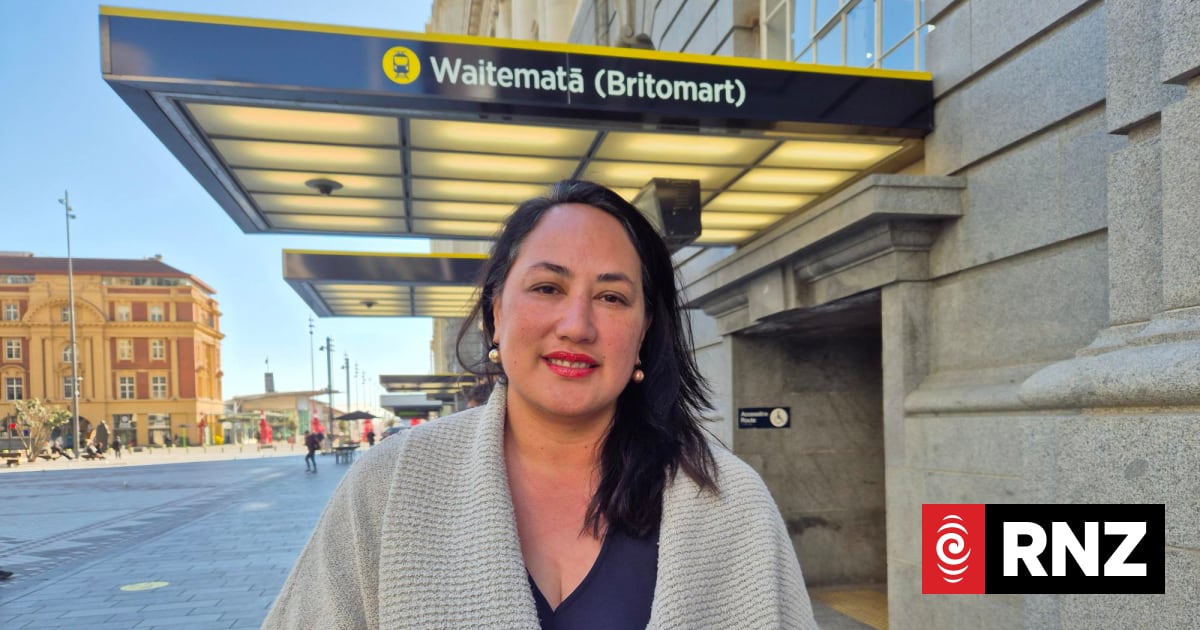 Auckland mayoral candidate Kerrin Leoni unveils transport policy plan | RNZ